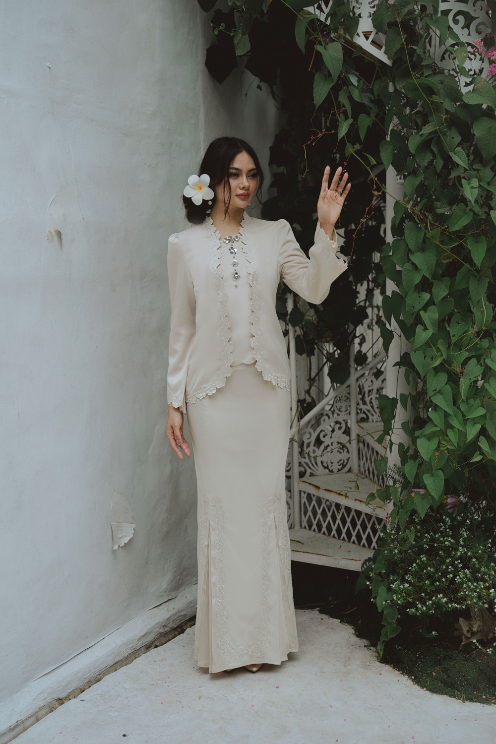 Azoura Kebaya - Vanilla