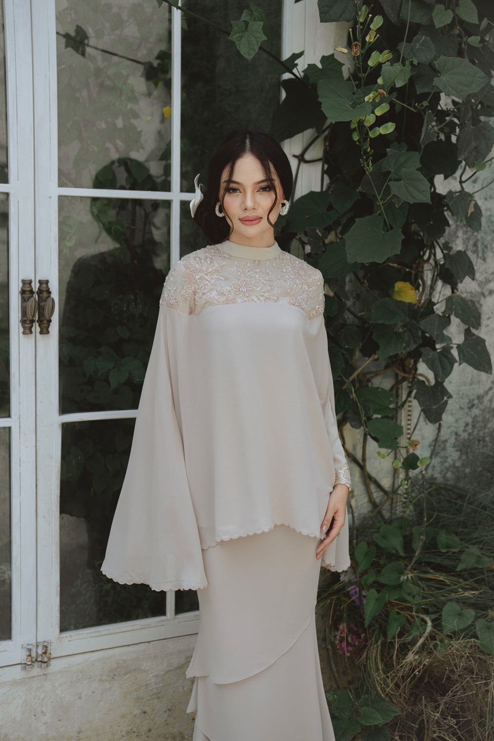 Raeya Kaftan Kurung - Dusty vanilla ( PREORDER )