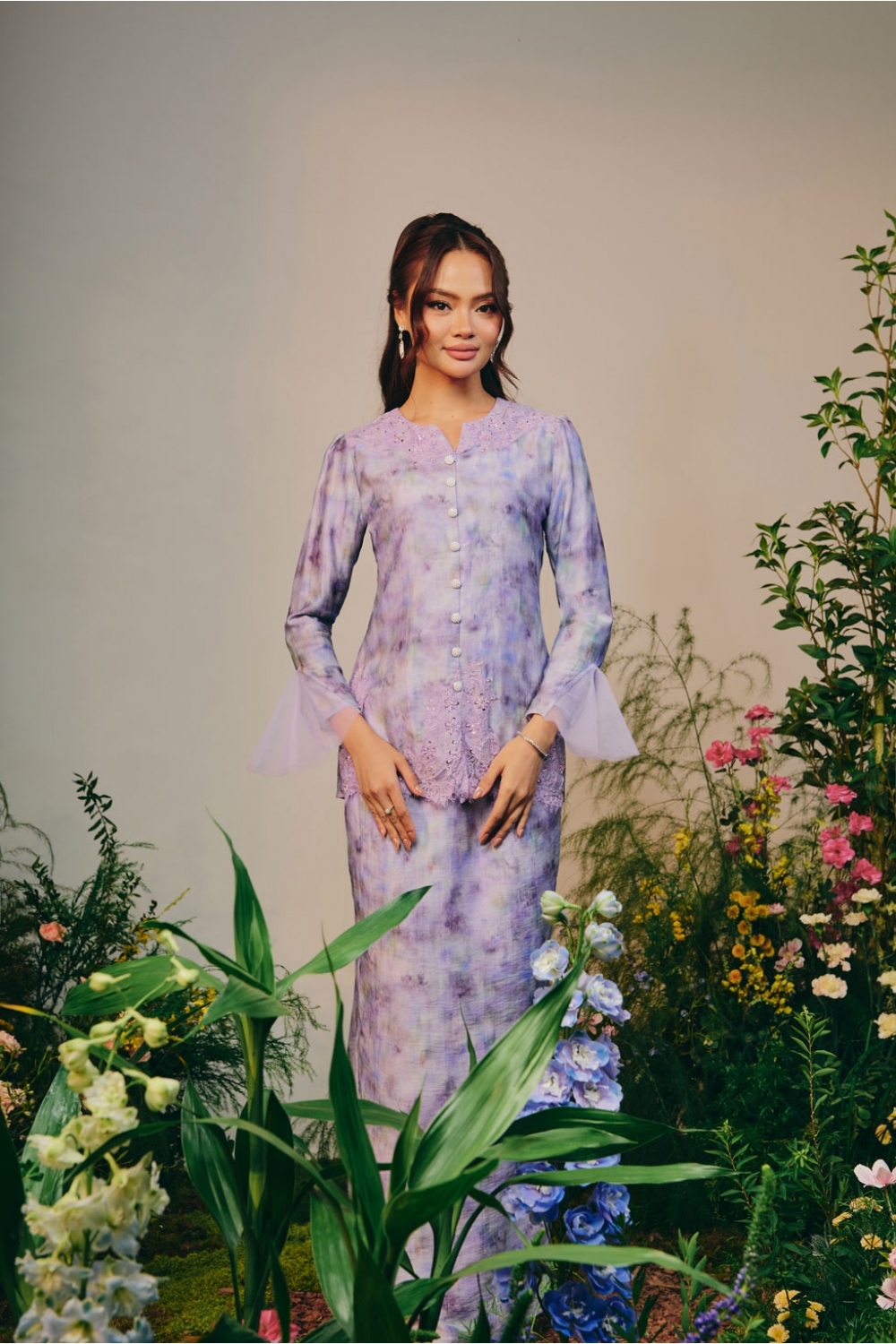 KALEYA KEBAYA - DEWBERRY